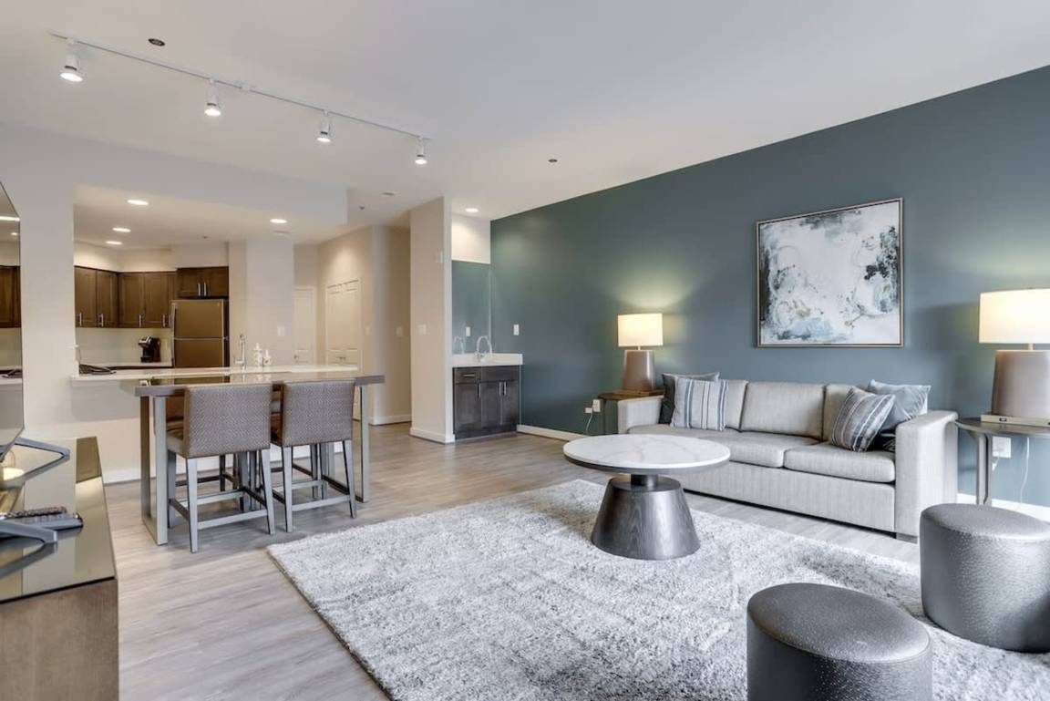 Apartment ∙ 2 Bedrooms ∙ 4 Guests - Alexandria, VA