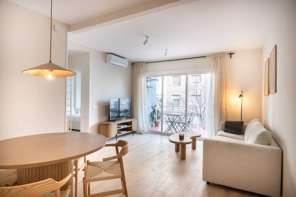 85 M² Apartamento ∙ 4 Quartos ∙ 5 Hóspedes - Sant Cugat del Vallès