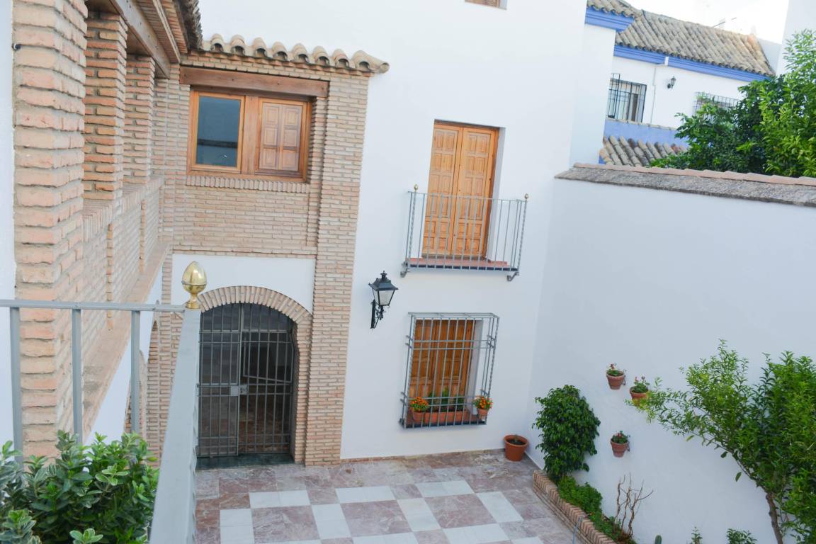 75 M² Apartment ∙ 3 Bedrooms ∙ 6 Guests - Córdoba