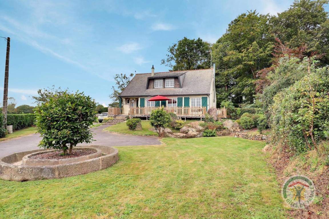 100 M² Gîte ∙ 3 Chambres ∙ 6 Personnes - Fougères