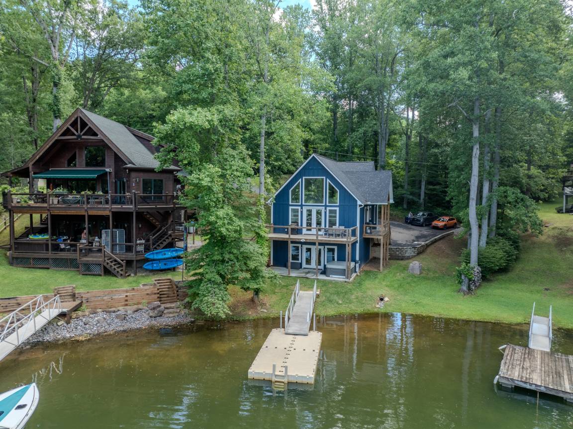House ∙ 3 Bedrooms ∙ 6 Guests - Robbinsville, NC