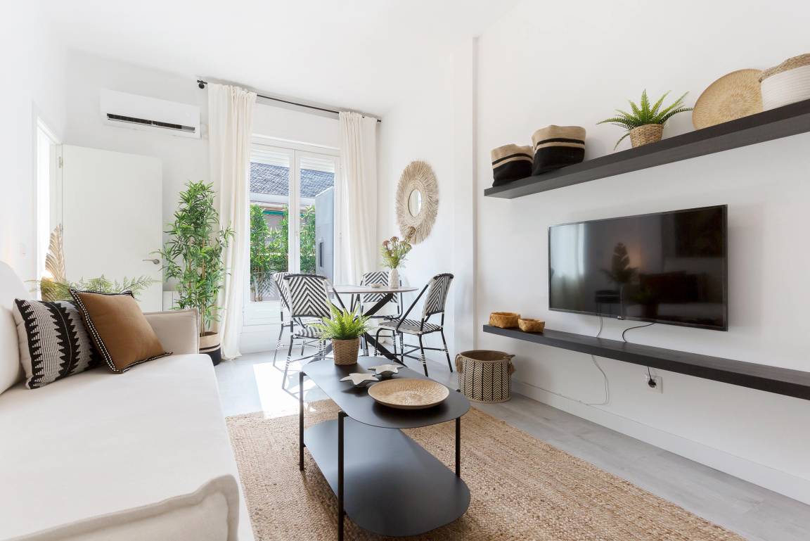 105 M² Apartamento ∙ 3 Habitaciones ∙ 6 Huéspedes - Madrid