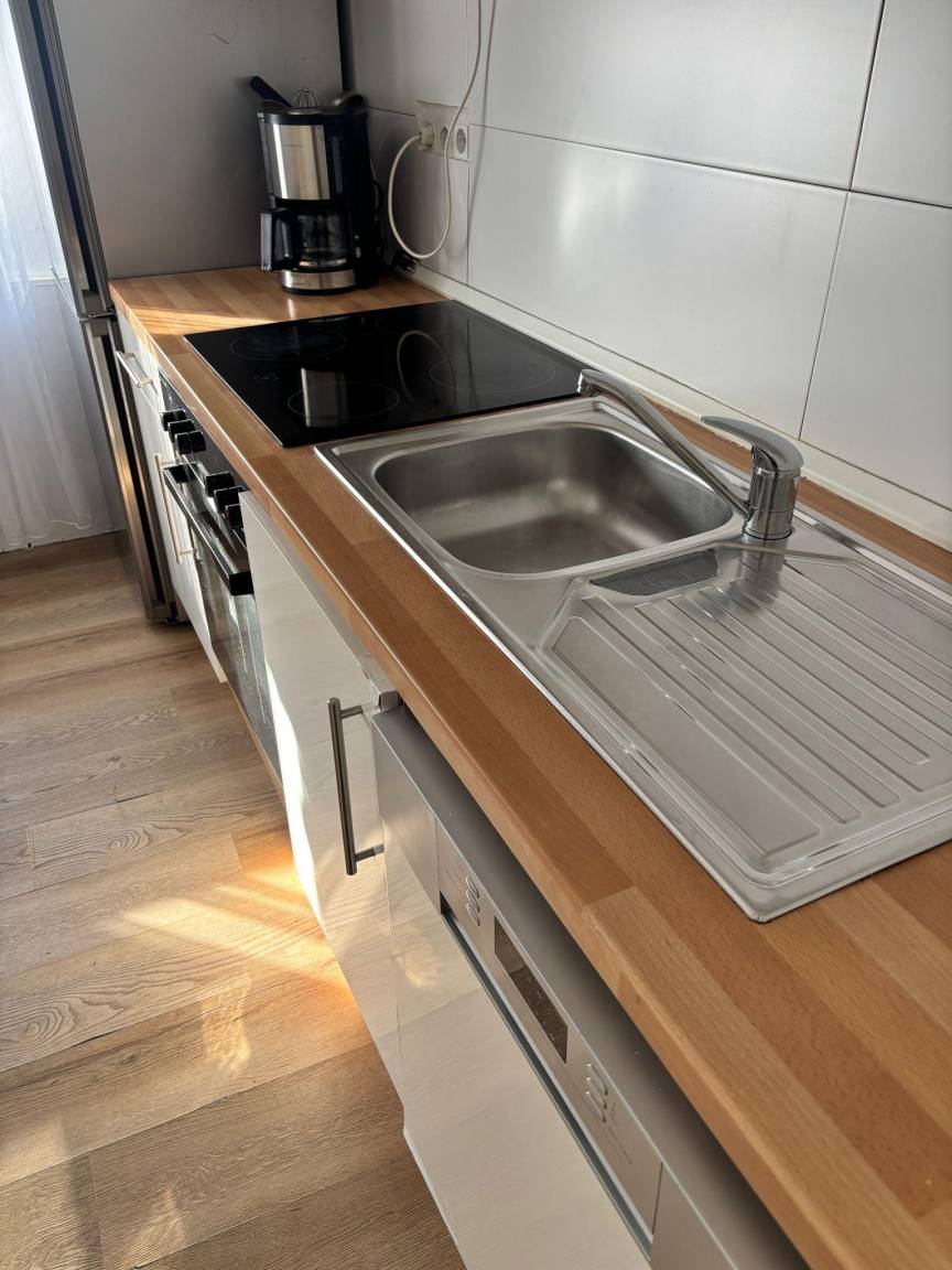45 M² Huoneisto ∙ 2 Makuuhuonetta ∙ 4 Vierasta - Meckenheim