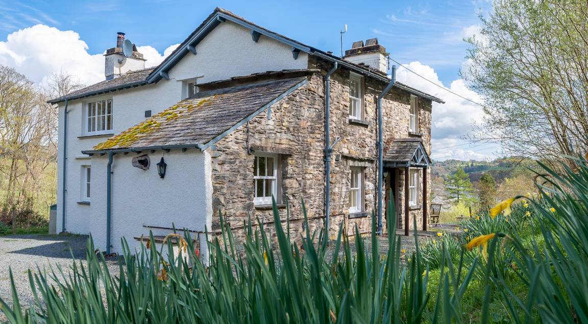 Villa ∙ 2 Bedrooms ∙ 4 Guests - Newby Bridge