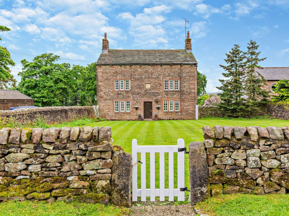Cottage ∙ 4 Bedrooms ∙ 8 Guests - Clitheroe