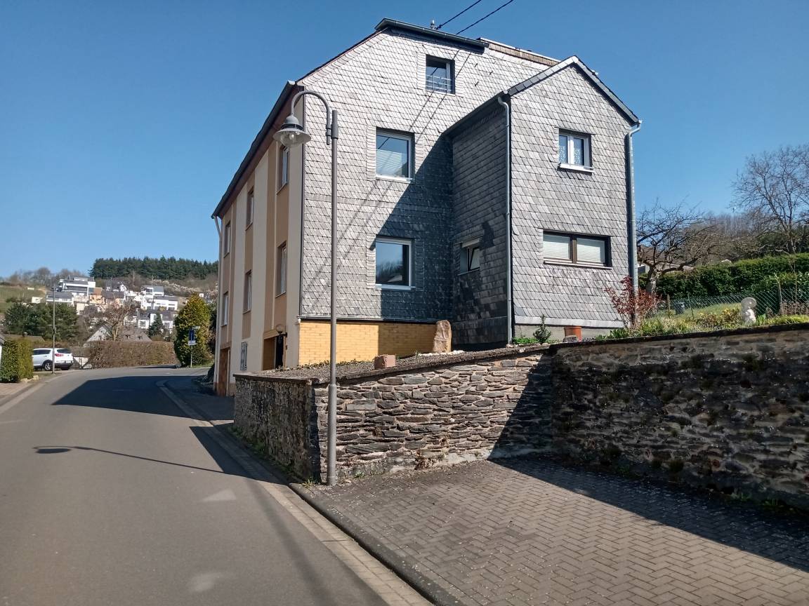 50 M² Appartement ∙ 1 Slaapkamer ∙ 2 Gasten - Trier