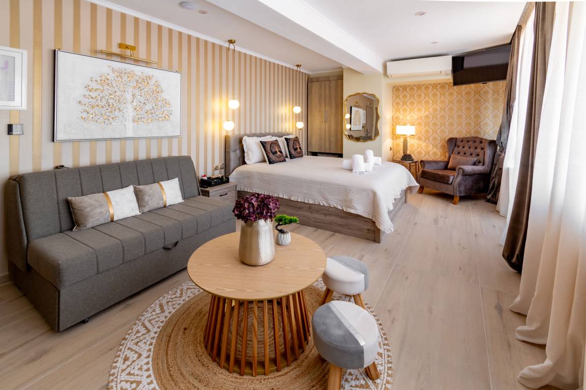 40 M² Apartment ∙ 4 Guests - Козани