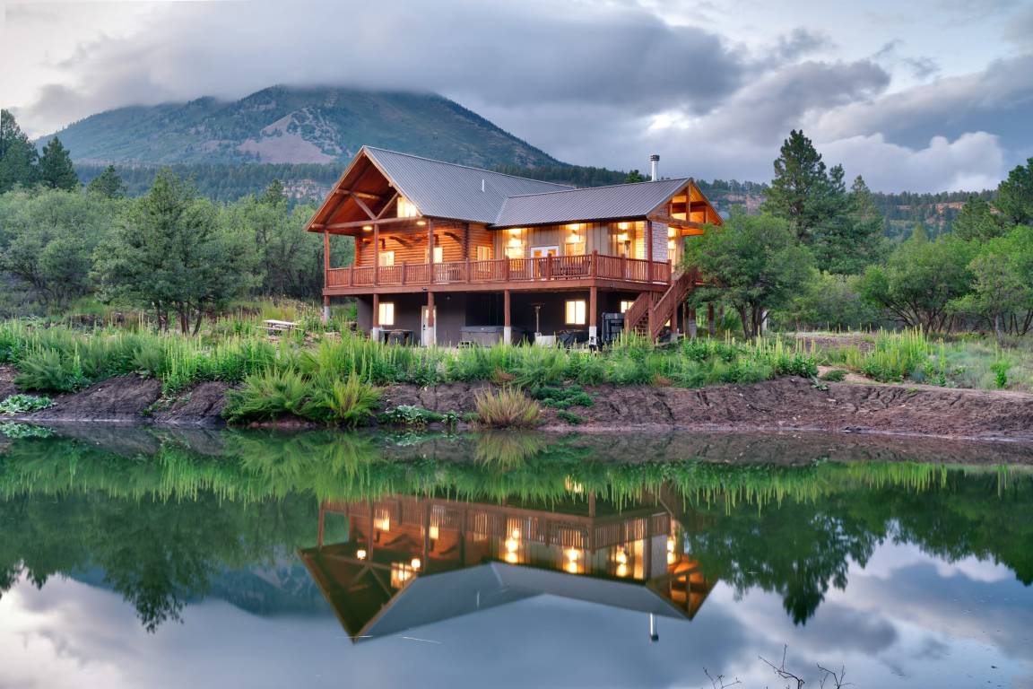 344 M² Cabin ∙ 6 Bedrooms ∙ 29 Guests - Monticello, UT