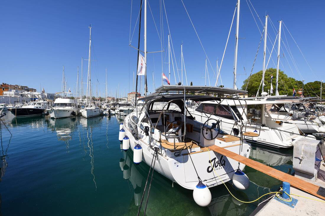 14 M² Houseboat ∙ 3 Bedrooms ∙ 6 Guests - Croatia