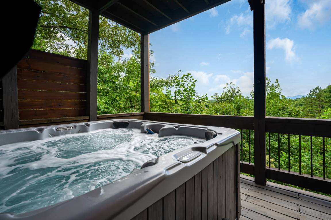 304 M² Cabin ∙ 4 Bedrooms ∙ 8 Guests - Mineral Bluff, GA
