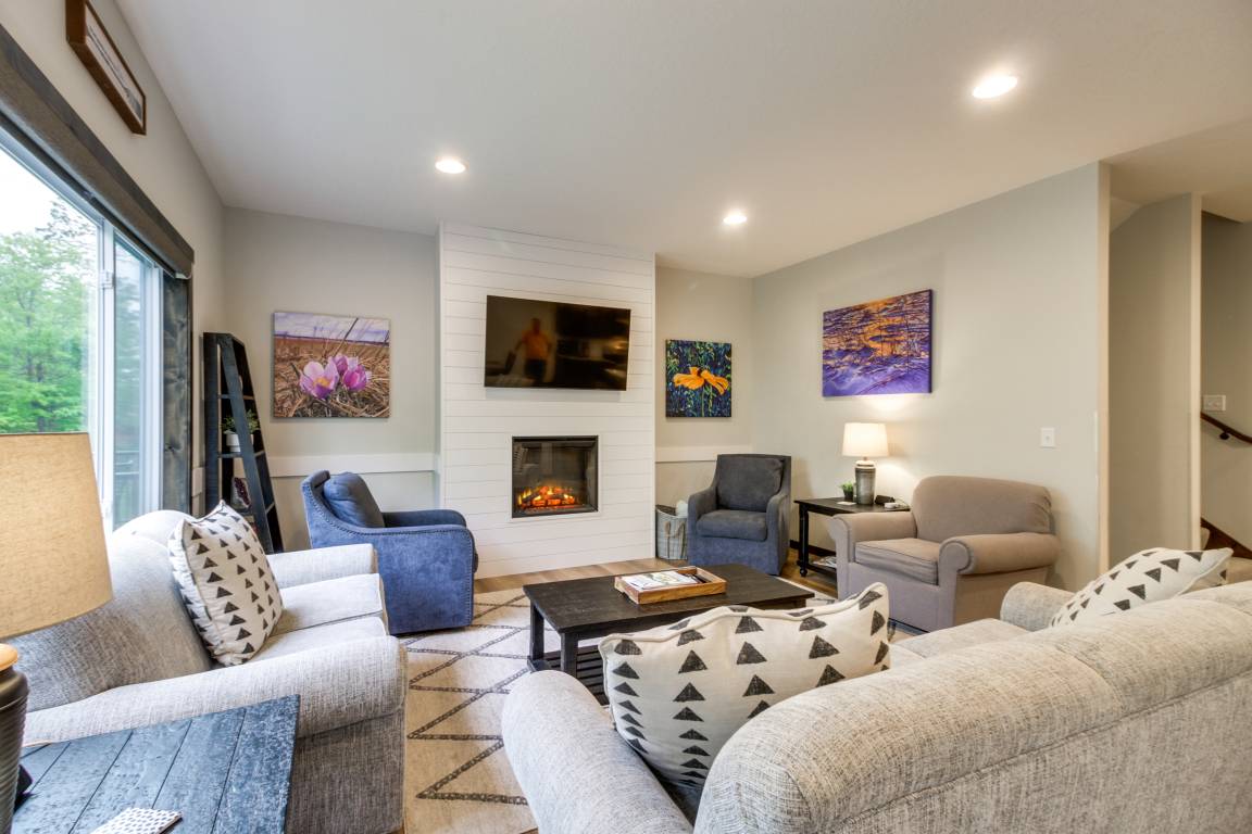 301 M² Apartment ∙ 5 Bedrooms ∙ 13 Guests - Minnesota