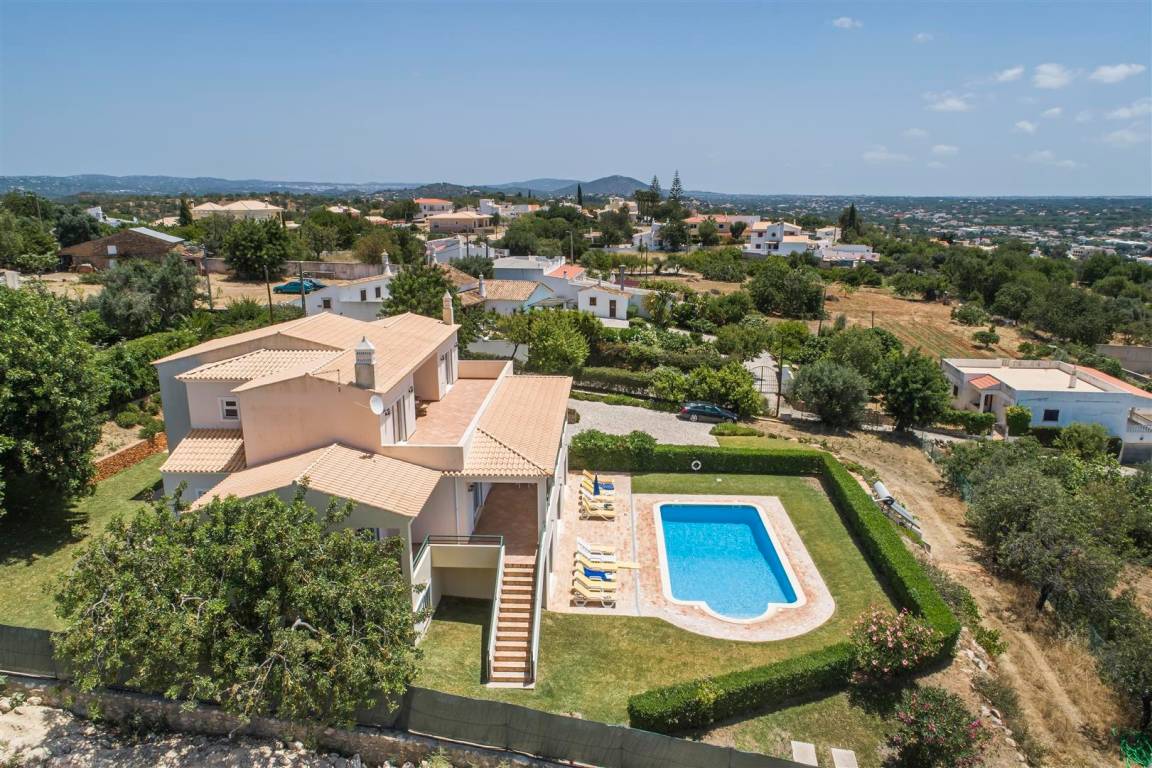 300 M² Villa ∙ 6 Bedrooms ∙ 12 Guests - Vilamoura