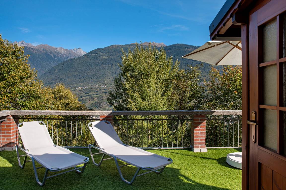 68 M² Apartamento ∙ 2 Habitaciones ∙ 6 Huéspedes - Sondrio