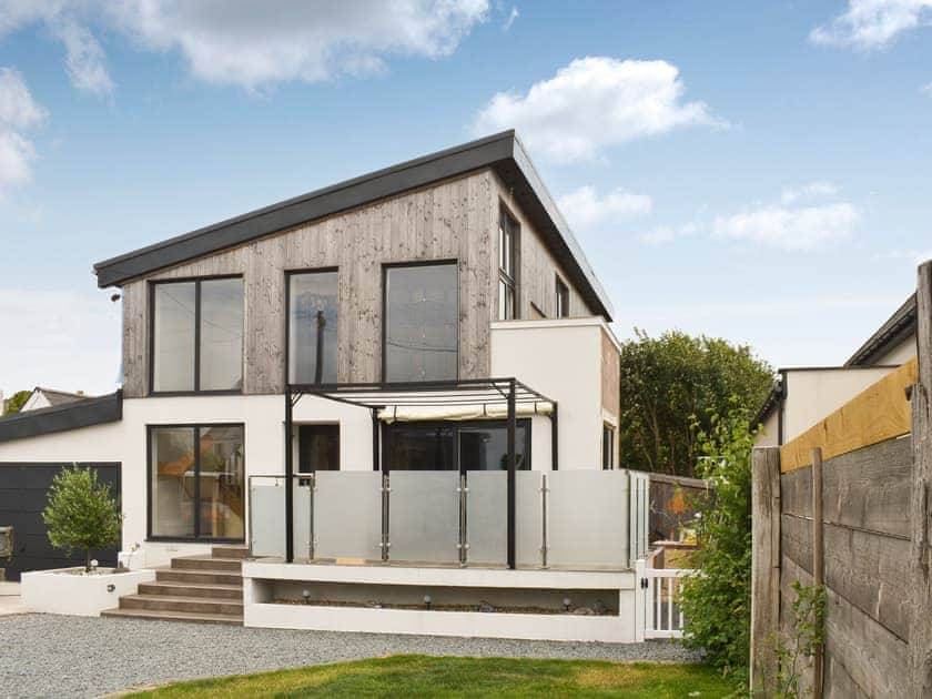 75 M² Apartment ∙ 2 Bedrooms ∙ 4 Guests - Arundel