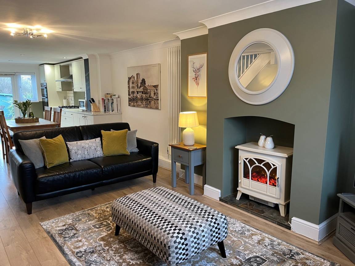 Cottage ∙ 2 Bedrooms ∙ 4 Guests - Bournemouth