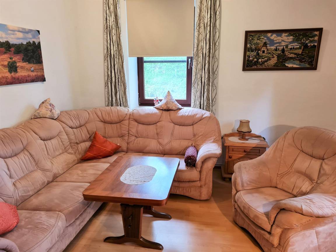 70 M² Ferienwohnung ∙ 1 Schlafzimmer ∙ 2 Gäste - Schneverdingen