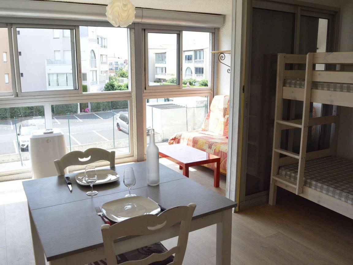33 M² Ferienwohnung ∙ 1 Schlafzimmer ∙ 6 Gäste - Agde