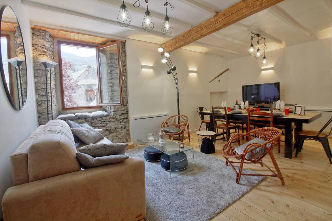 57 M² Gîte ∙ 2 Chambres ∙ 4 Personnes - Saint-Lary-Soulan