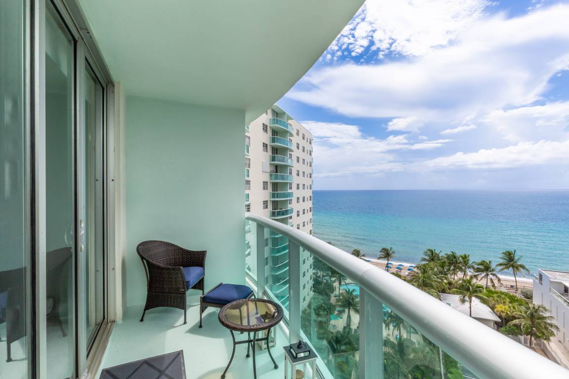 127 M² Condo ∙ 2 Bedrooms ∙ 6 Guests - Hollywood, FL