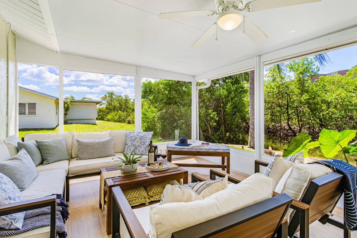 123 M² House ∙ 3 Bedrooms ∙ 9 Guests - Fort Myers Beach, FL