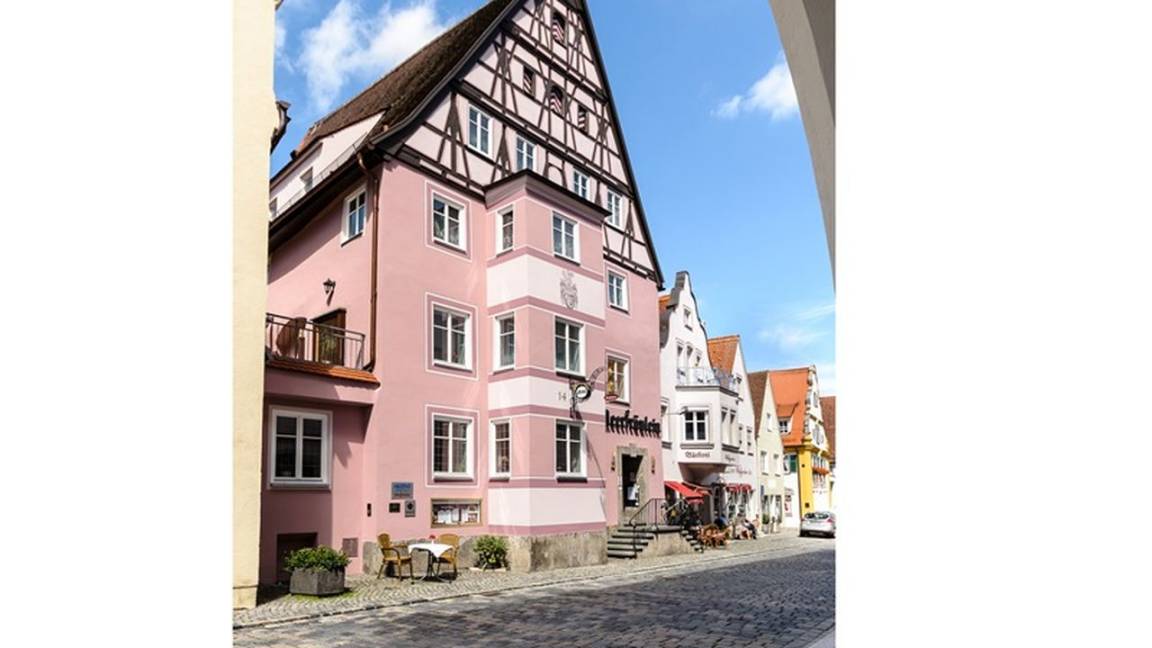 16 M² Hotel ∙ 1 Bedroom ∙ 1 Guest - Nördlingen