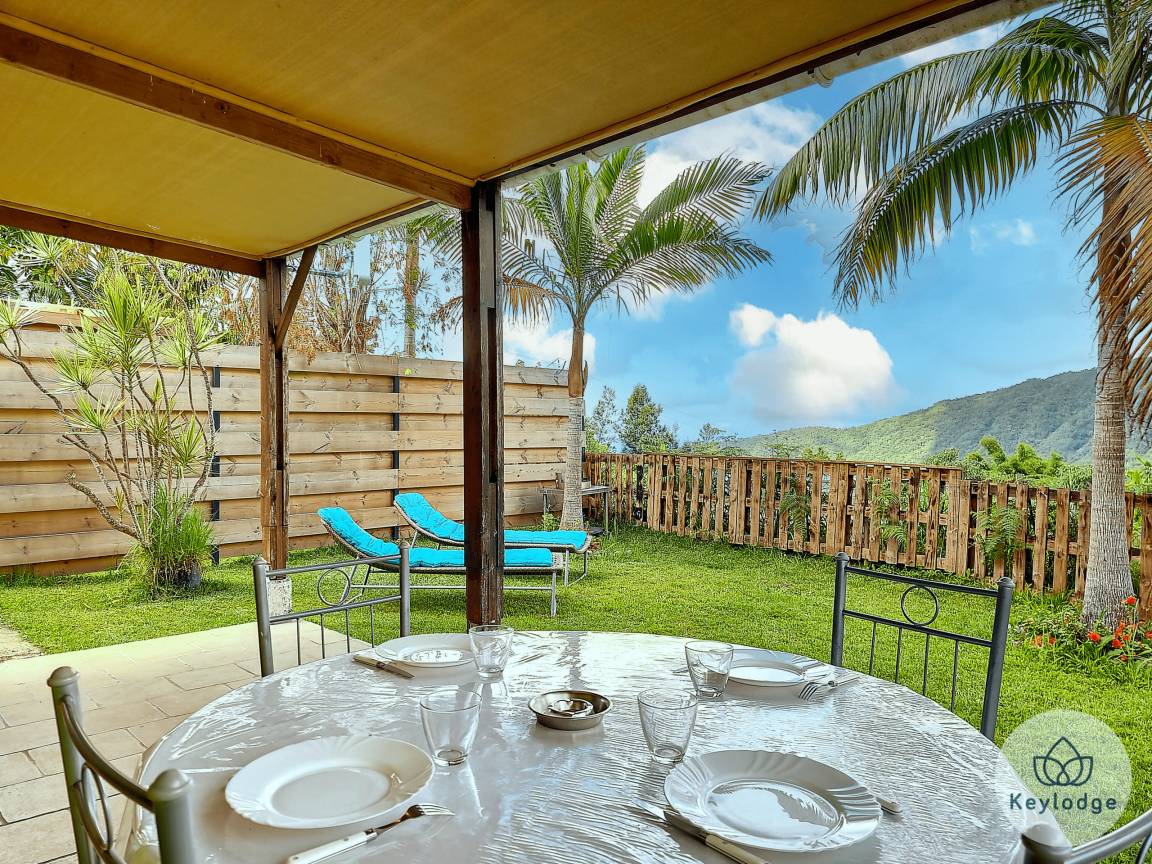 25 M² Bungalow ∙ 2 Habitaciones ∙ 5 Huéspedes - Reunión