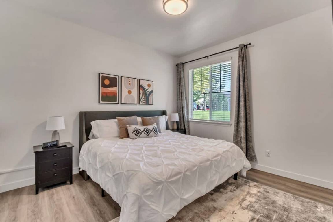 Apartment ∙ 2 Bedrooms ∙ 5 Guests - Layton, UT