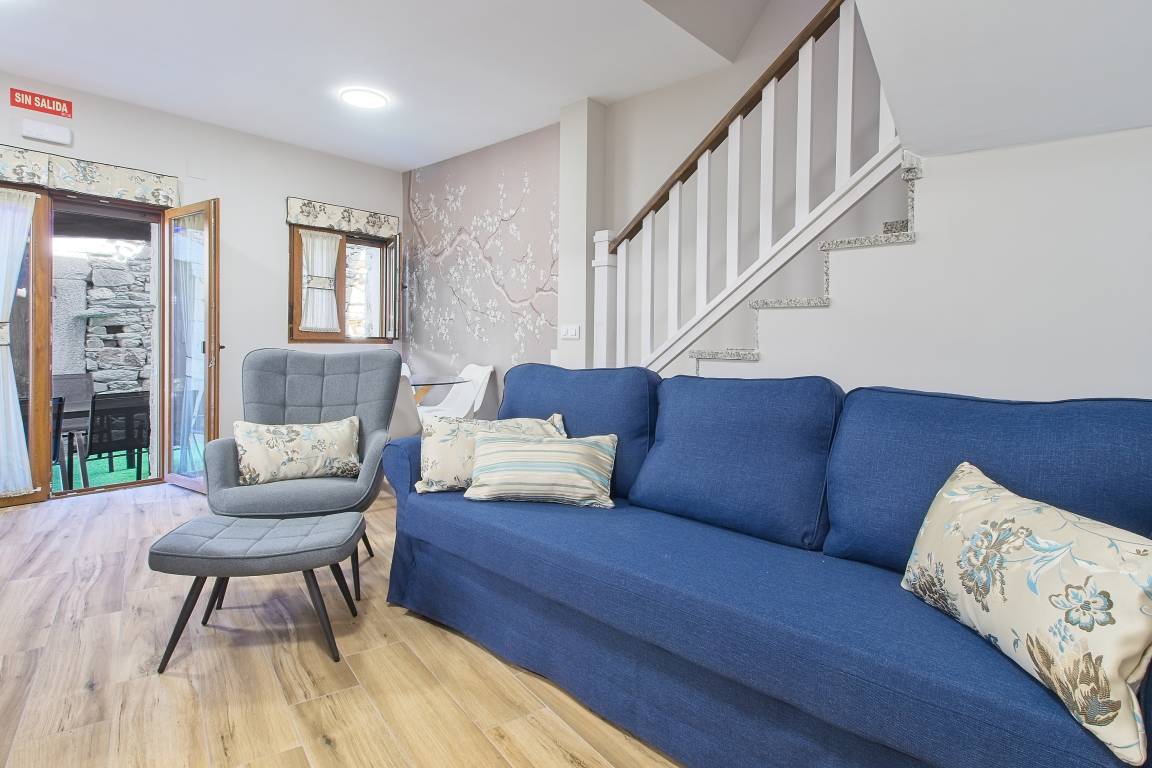 140 M² Casa ∙ 3 Habitaciones ∙ 6 Huéspedes - San Justo, España