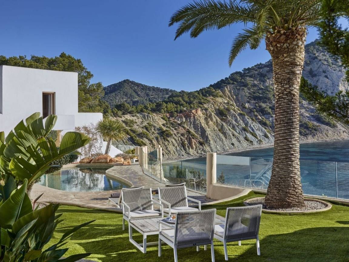 218 M² House ∙ 5 Bedrooms ∙ 10 Guests - Santa Eulària des Riu