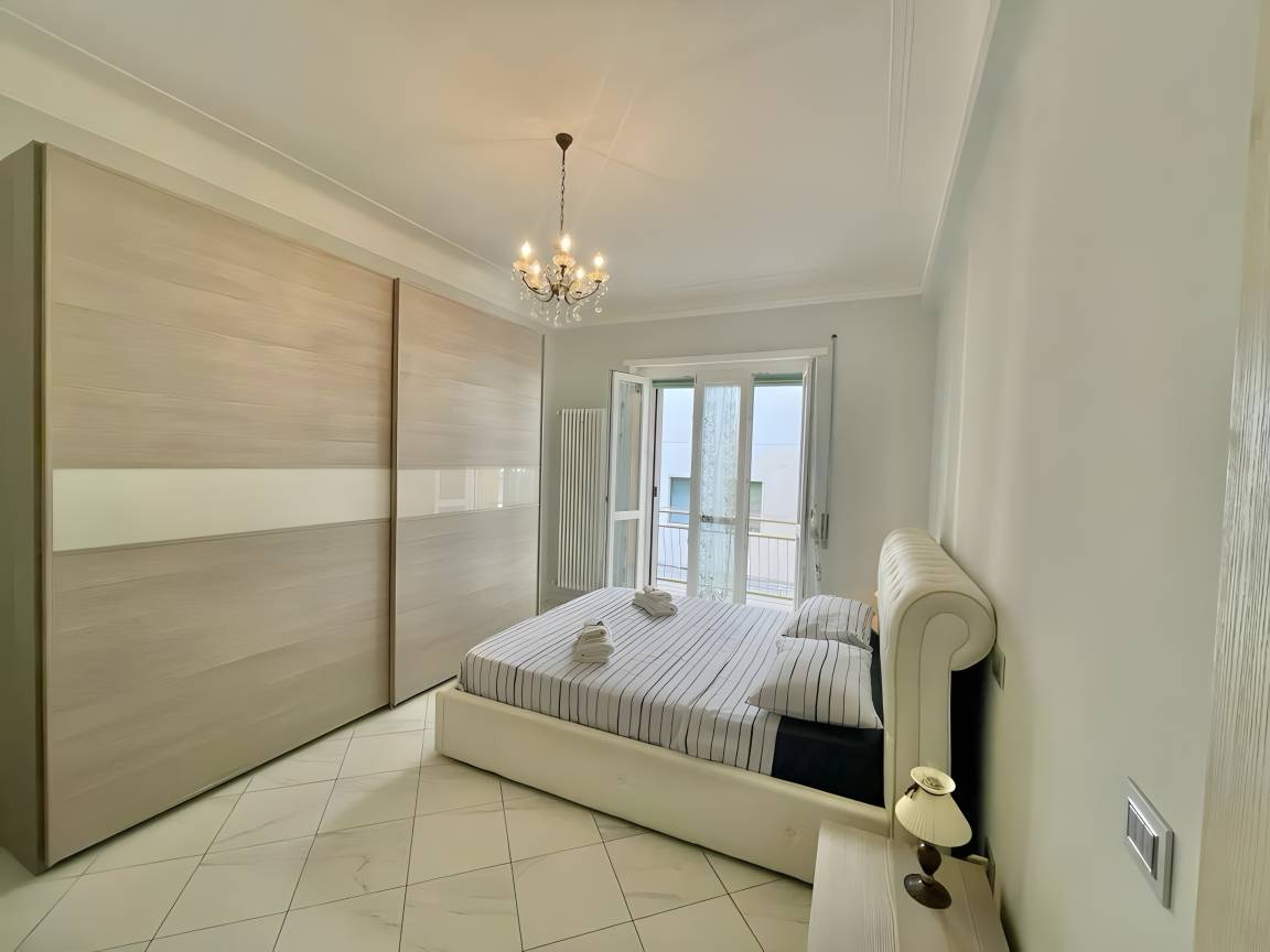 65 M² Apartamento ∙ 2 Habitaciones ∙ 4 Huéspedes - Taggia