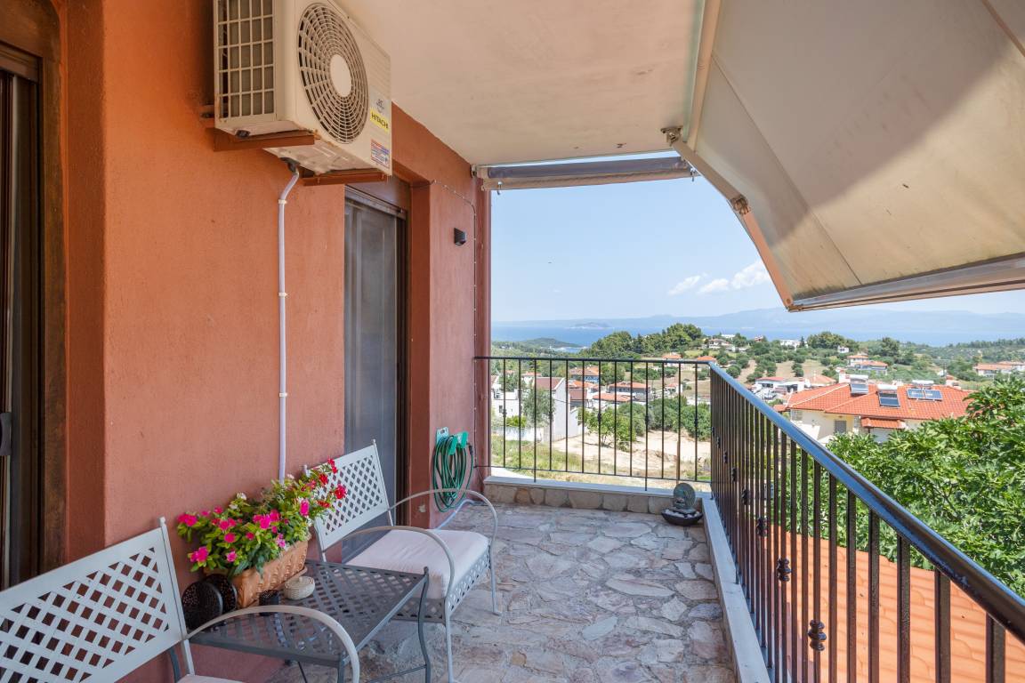 82 M² House ∙ 2 Bedrooms ∙ 5 Guests - Halkidiki