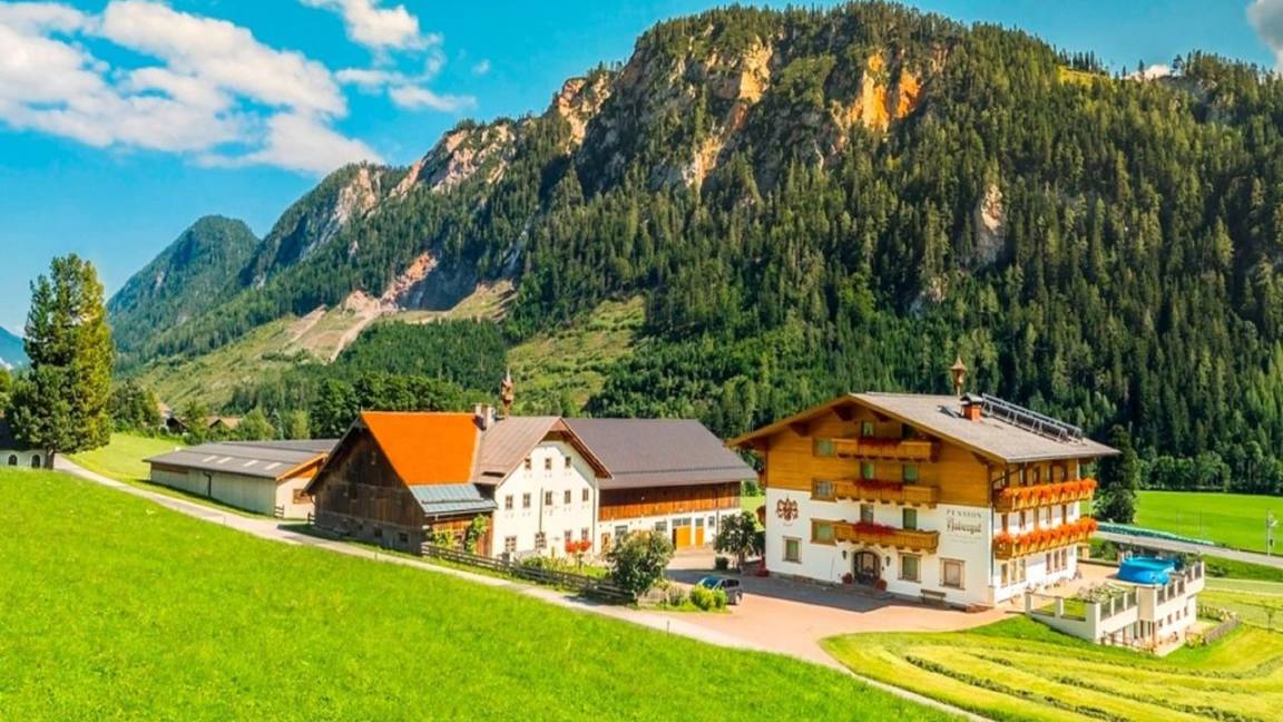 70 M² Ferienwohnung ∙ 2 Schlafzimmer ∙ 6 Gäste - Hallstatt