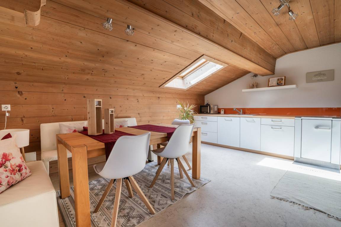 93 M² Apartment ∙ 2 Bedrooms ∙ 6 Guests - Zillertal