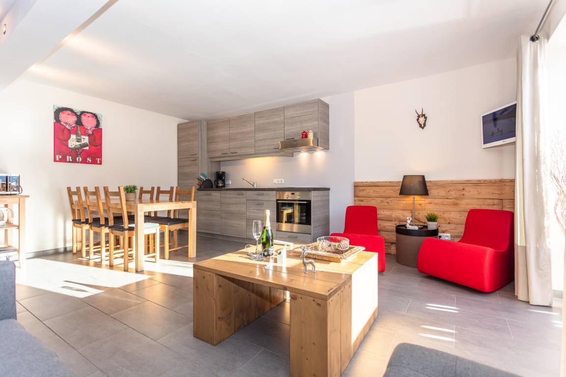 58 M² Ferienwohnung ∙ 2 Schlafzimmer ∙ 4 Gäste - Saalfelden am Steinernen Meer