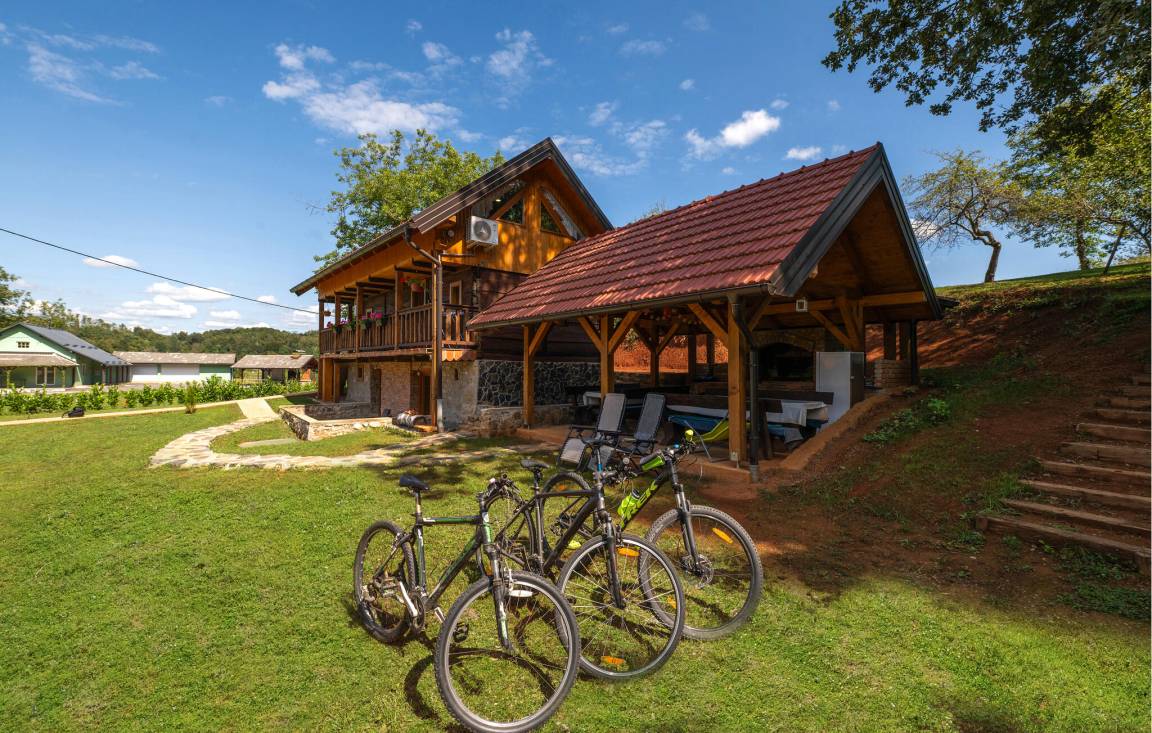 130 M² House ∙ 3 Bedrooms ∙ 6 Guests - Vinica