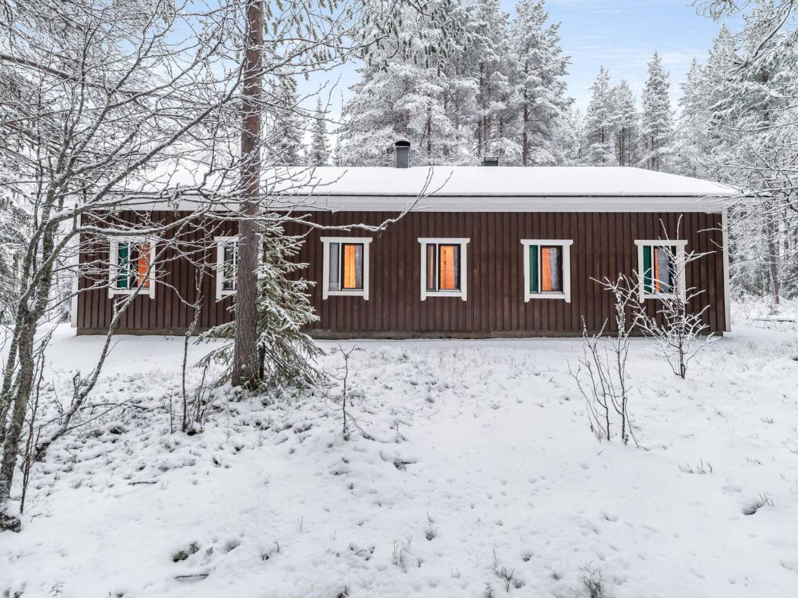 103 M² Talo ∙ 6 Makuuhuonetta ∙ 11 Vierasta - Äkäslompolo