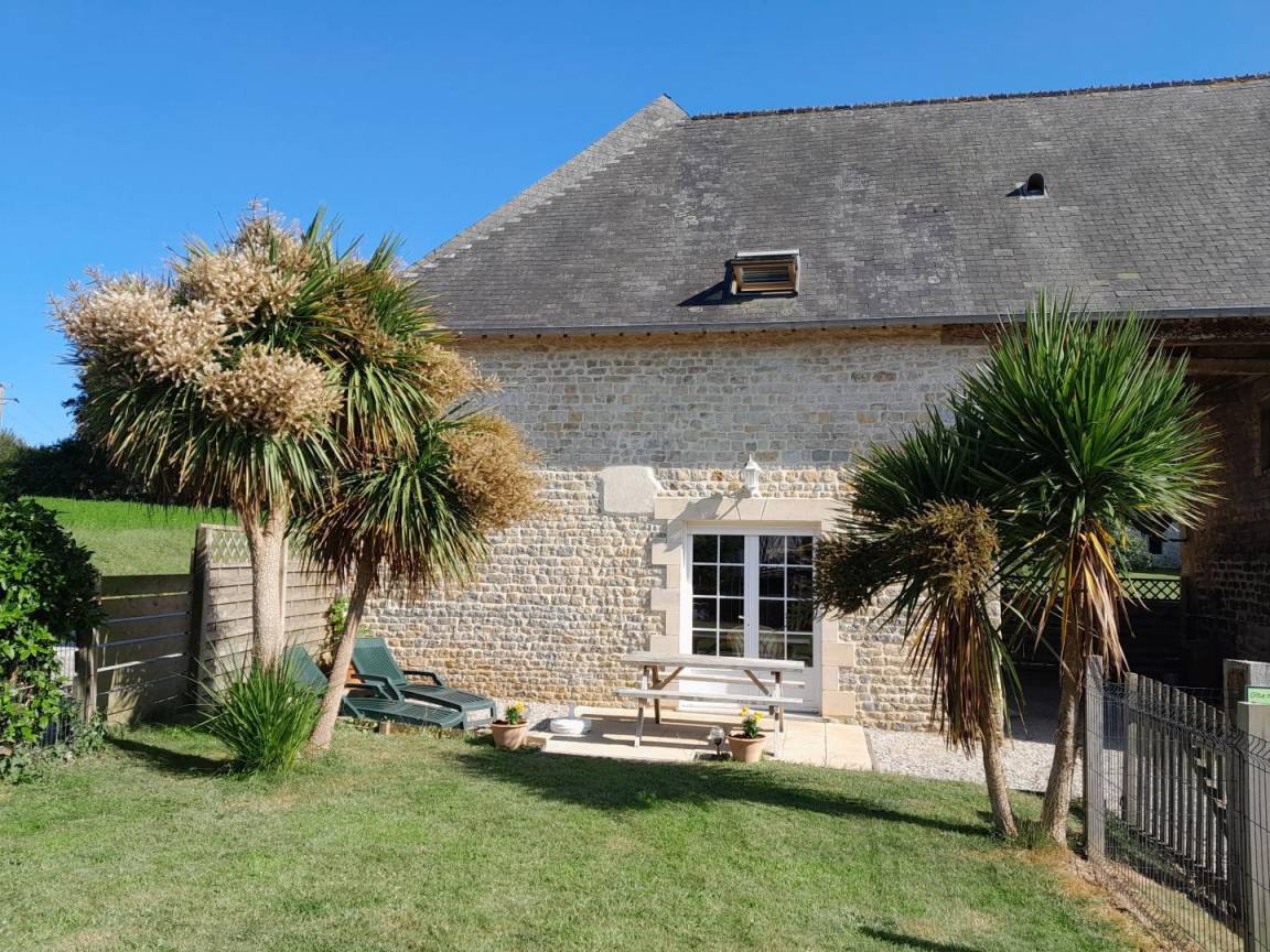 85 M² Gîte ∙ 2 Chambres ∙ 4 Personnes - Sainte-Mère-Église