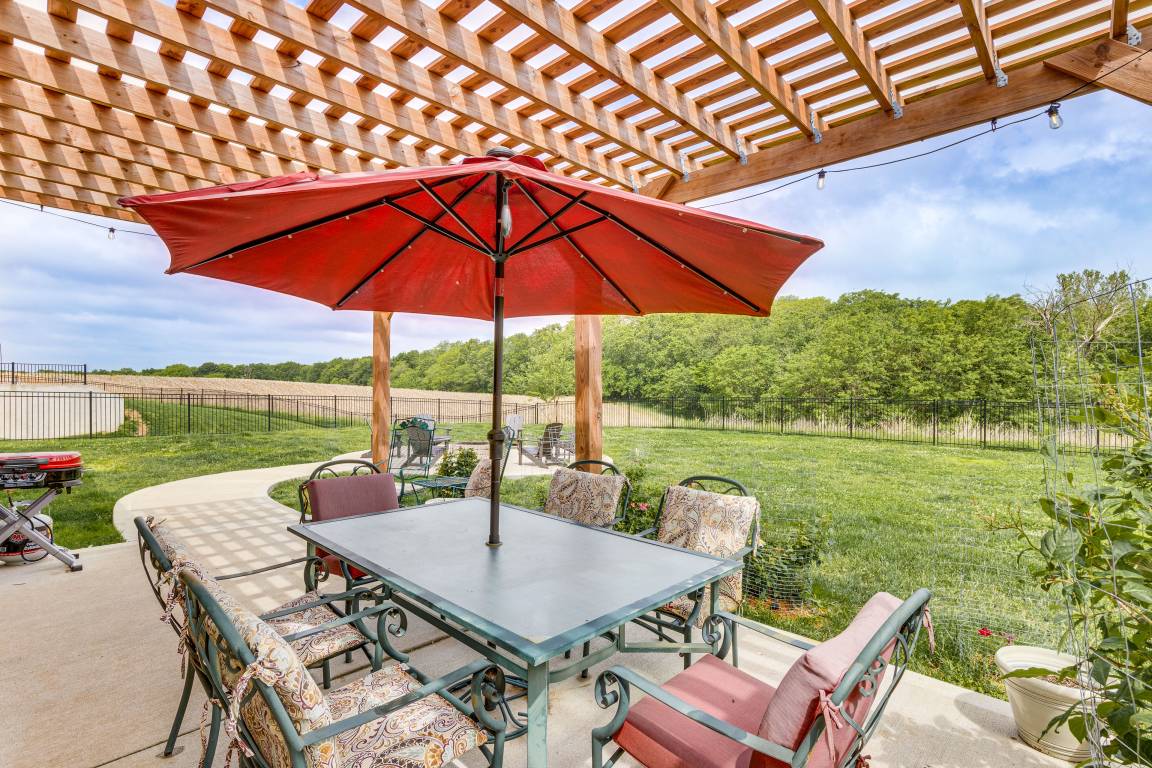 148 M² House ∙ 3 Bedrooms ∙ 6 Guests - Weston Bend State Park, Weston