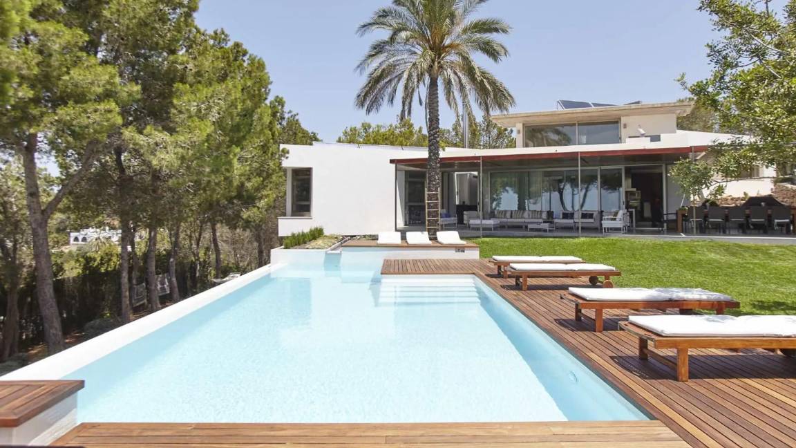 477 M² Villa ∙ 5 Bedrooms ∙ 10 Guests - Sant Antoni de Portmany