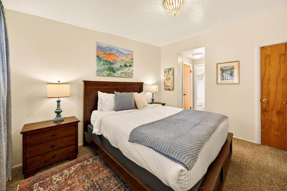 70 M² Apartment ∙ 1 Bedroom ∙ 4 Guests - Boise, ID