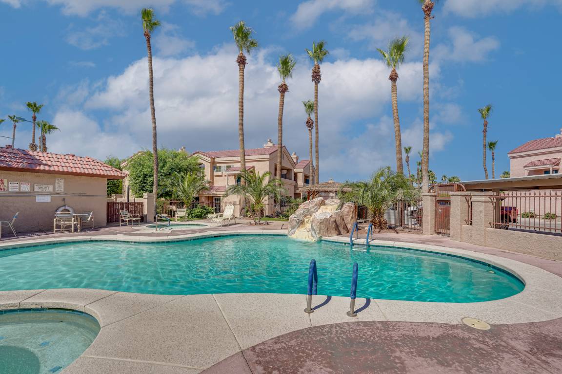 116 M² Apartment ∙ 2 Bedrooms ∙ 5 Guests - Lake Havasu City, AZ