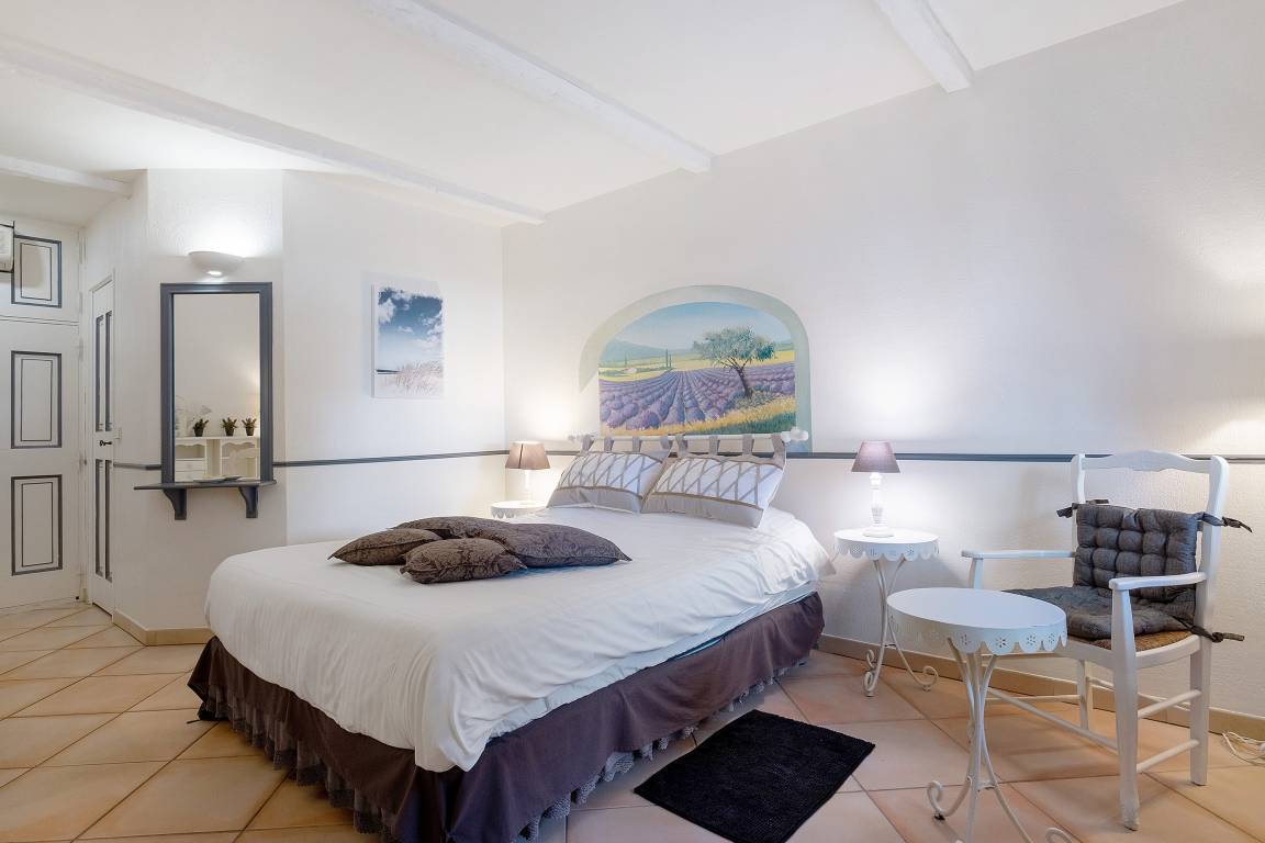 25 M² Chambre D'hôtes ∙ 1 Chambre ∙ 2 Personnes - La Colle-sur-Loup
