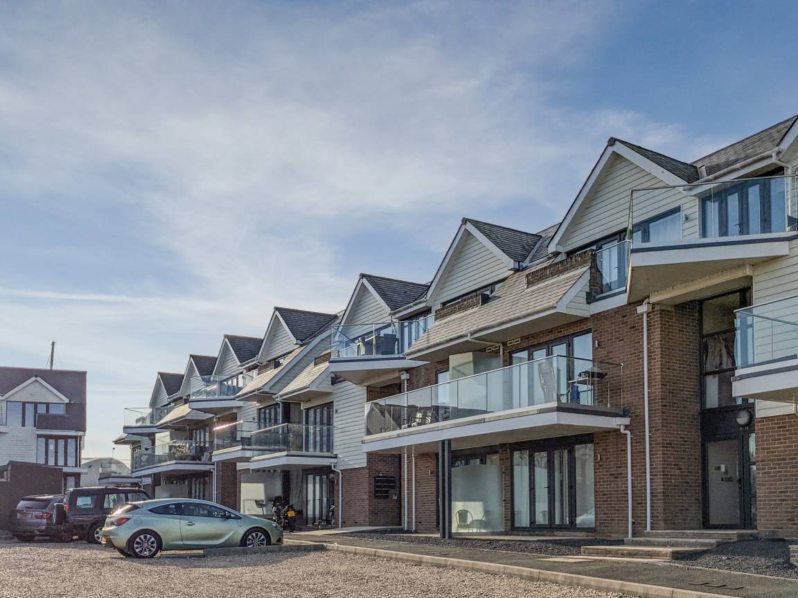 Cottage ∙ 2 Bedrooms ∙ 4 Guests - Fareham