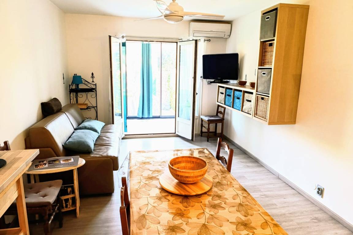 28 M² Studio Flat ∙ 3 Guests - Bandol