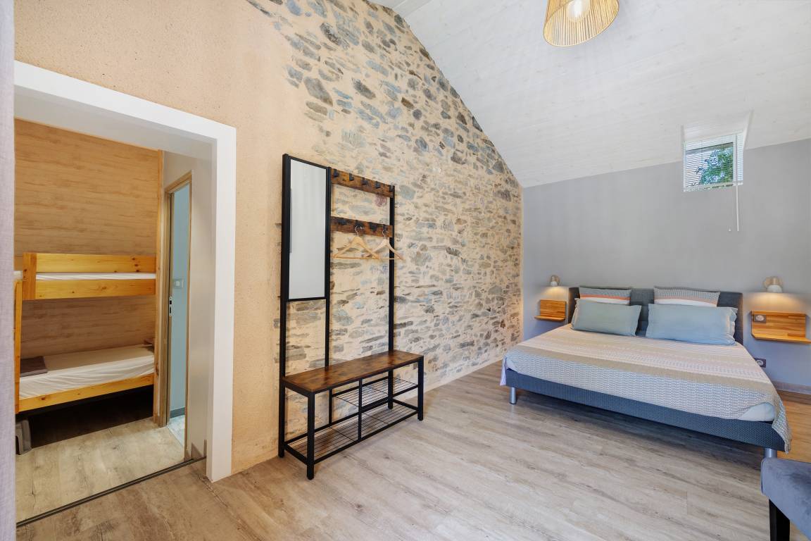 25 M² Bed And Breakfast ∙ 1 Bedroom ∙ 4 Guests - Les Herbiers
