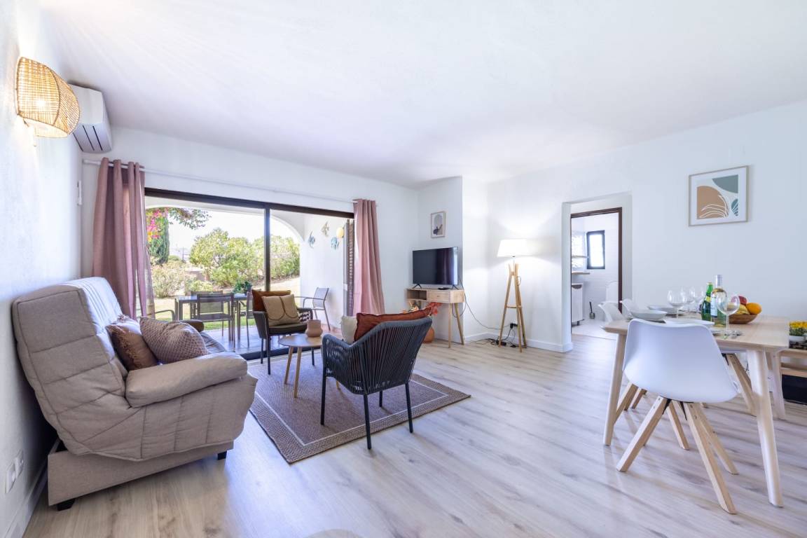 75 M² Apartamento ∙ 2 Habitaciones ∙ 4 Huéspedes - Albufeira