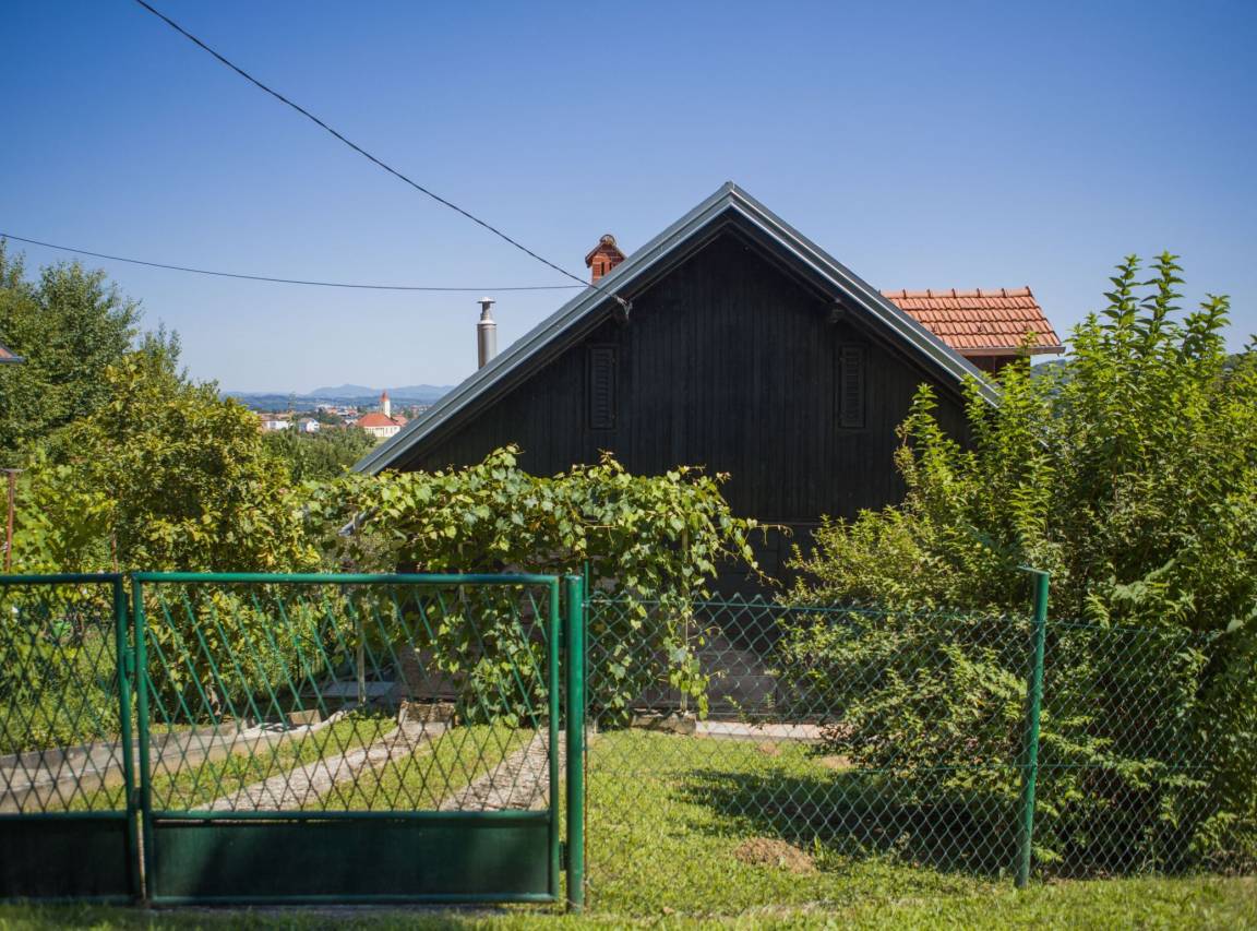 70 M² House ∙ 1 Bedroom ∙ 5 Guests - Donja Stubica