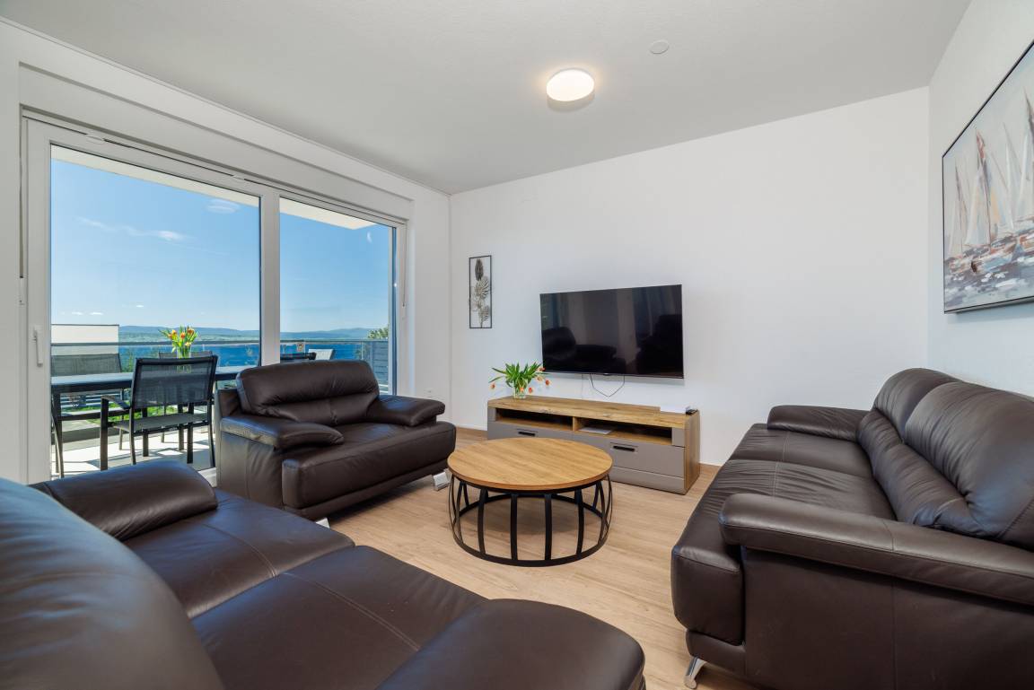 150 M² Ferienhaus ∙ 4 Schlafzimmer ∙ 8 Gäste - Crikvenica