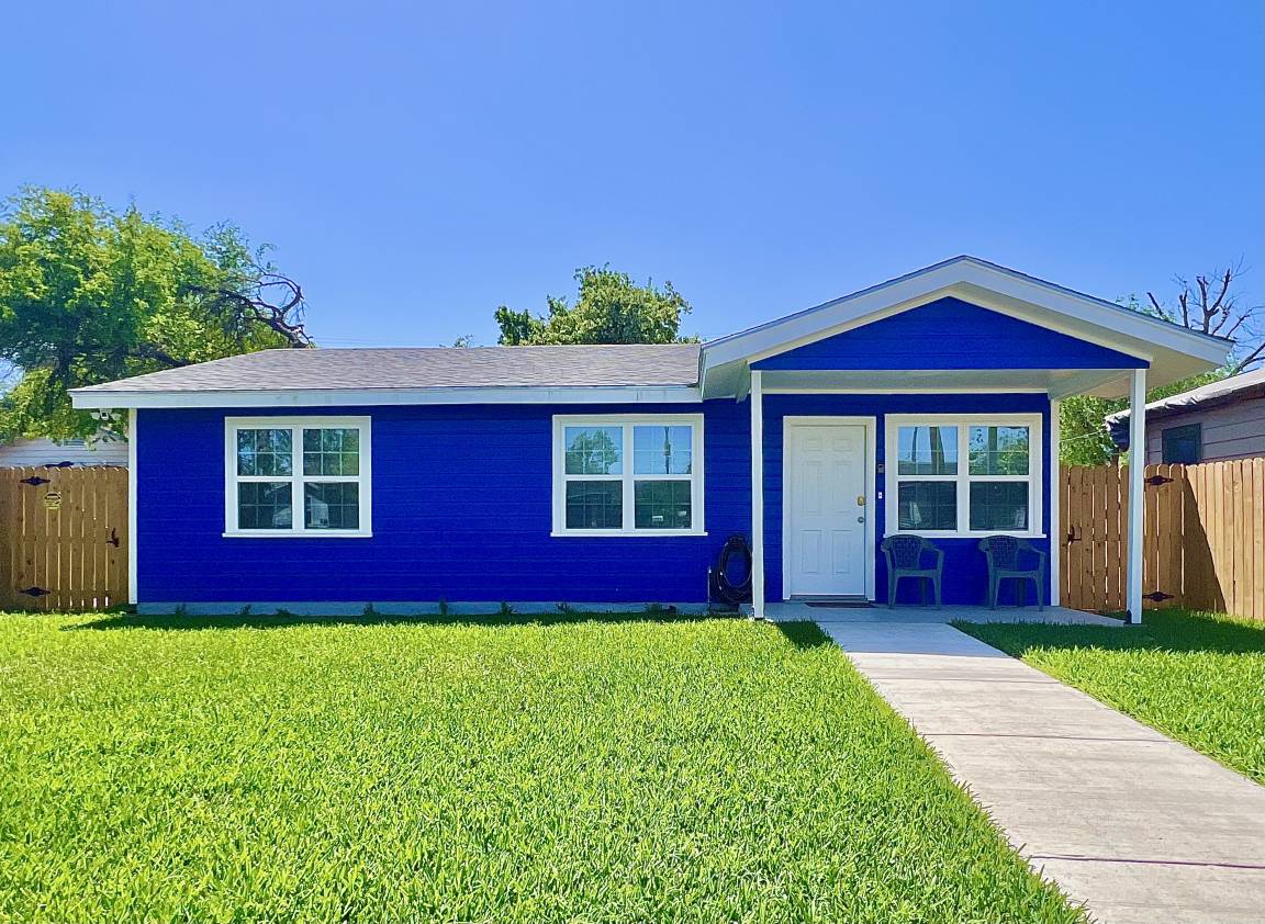 89 M² House ∙ 2 Bedrooms ∙ 6 Guests - Gladys Porter Zoo, Brownsville