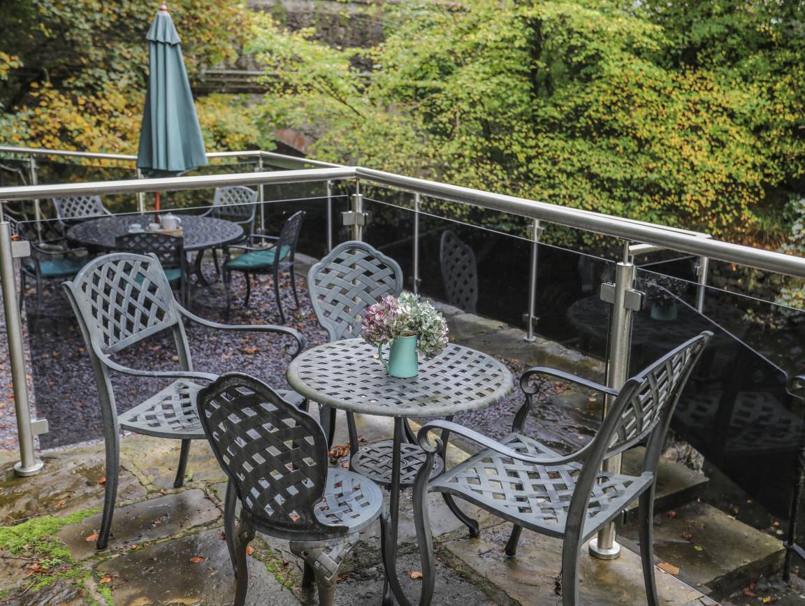 Cottage ∙ 4 Bedrooms ∙ 7 Guests - Bangor